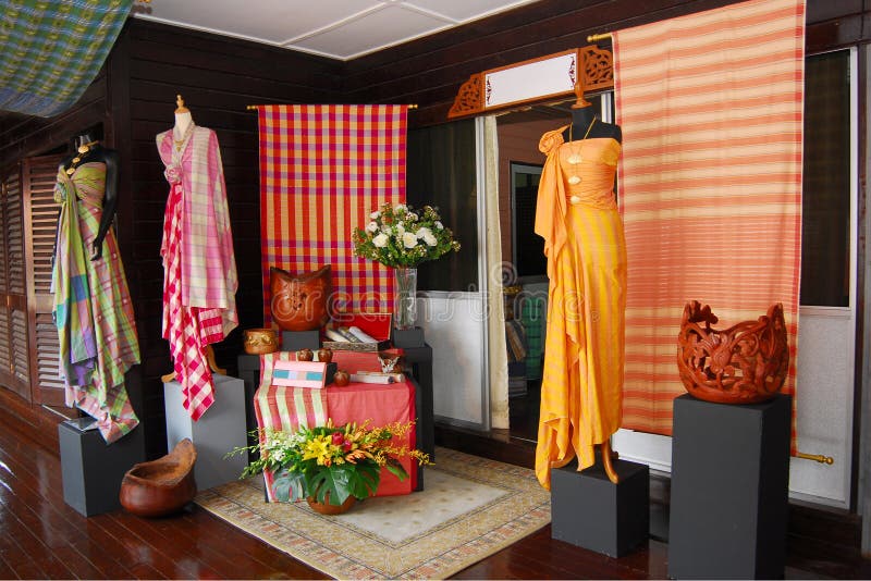 Tenunan pahang diraja foto de stock. Imagem de produzir - 195768444