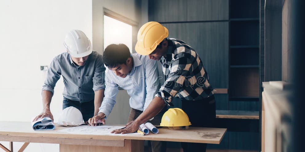 Professional Architect Designer Structural Engineer Team Colleagues Discussing Building Plan ...