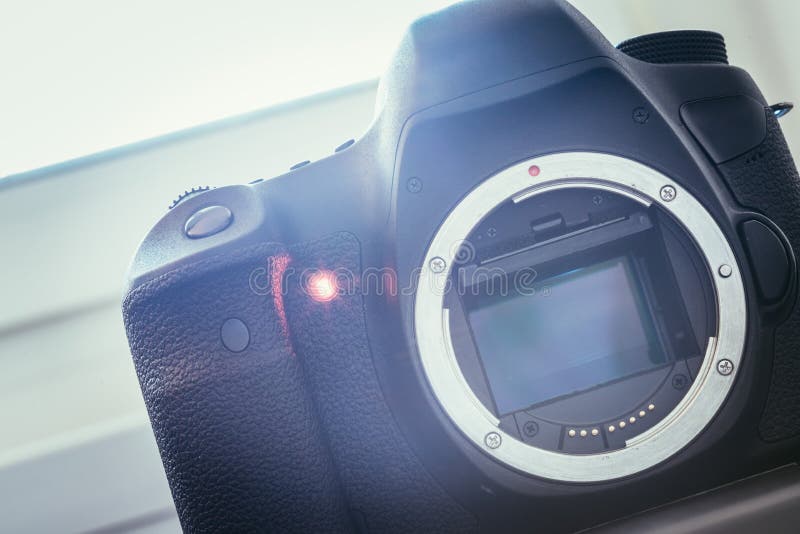 Professional Camera: Reflex Camera with Open Sensor Stock Image - Image ...