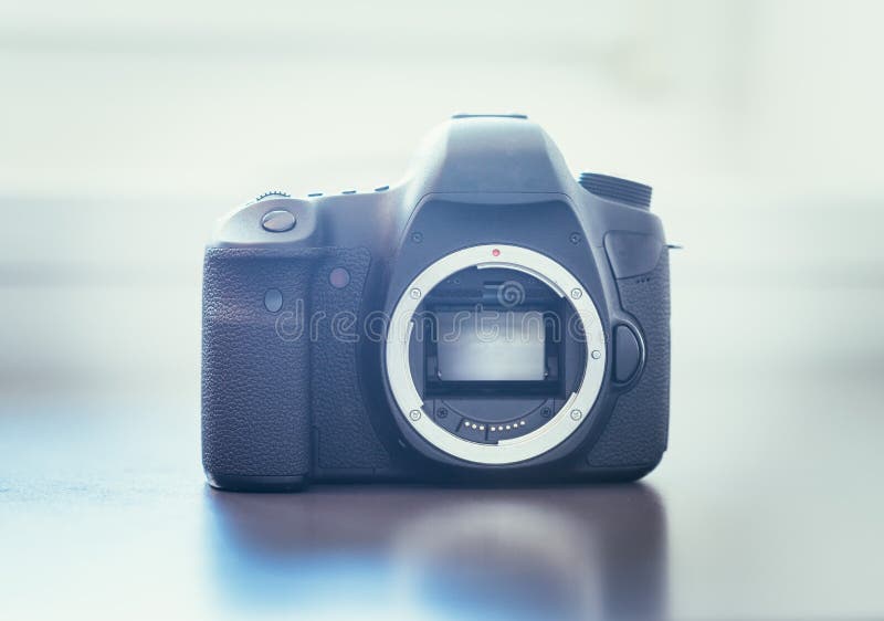 Professional Camera: Reflex Camera with Open Sensor Stock Image - Image ...
