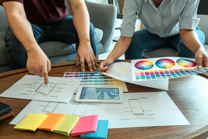 Professional Creative Team of Web/Graphic Designer Planning, Drawing ...