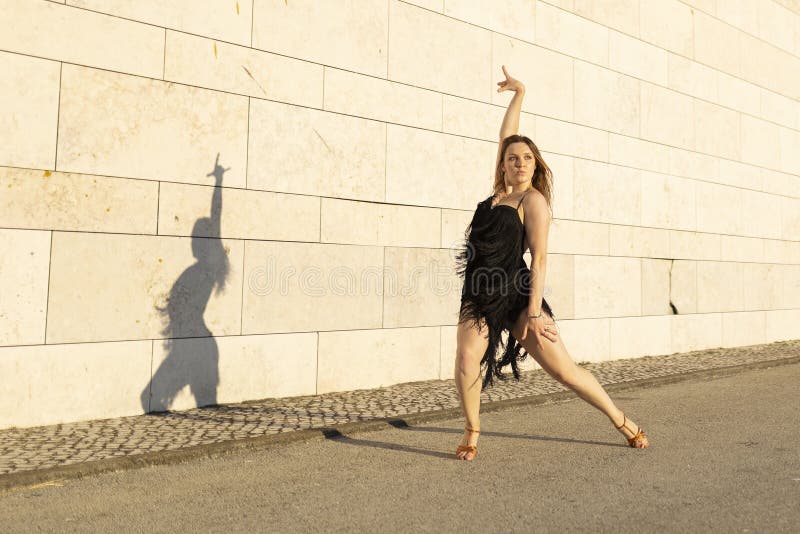 Professional Dancer Performing Modern Dance Choreography Outdoors Stock ...