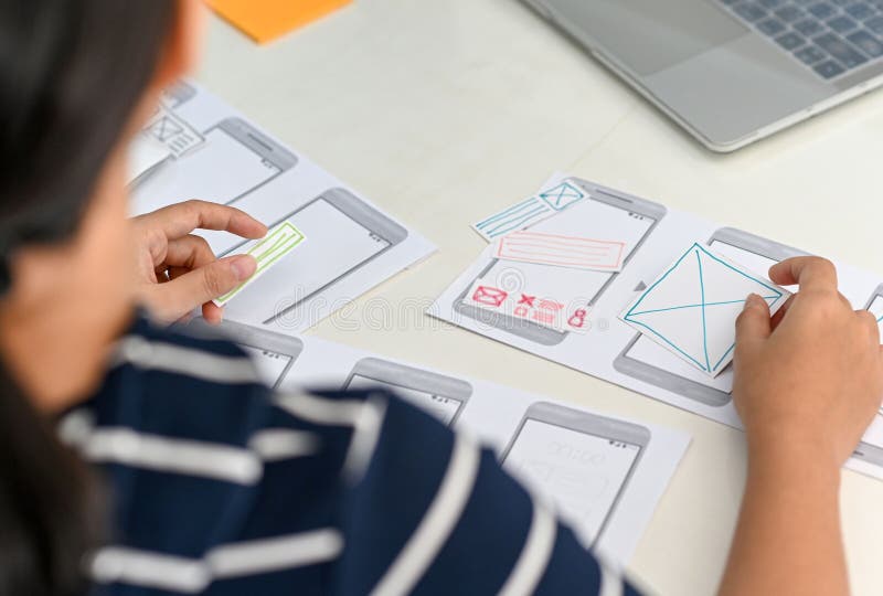 Professional Designing Screens for the Next Generation of Smartphones ...