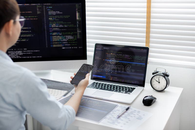 Professional Development Programmers are Using Mobile Phones To Test ...