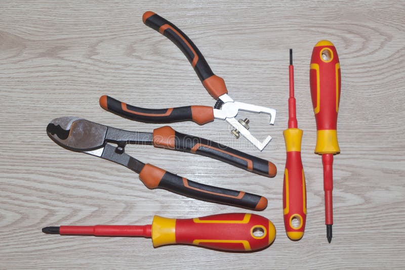 Professional Electrician Screwdrivers, Wire Cutters and Wire Stripper ...