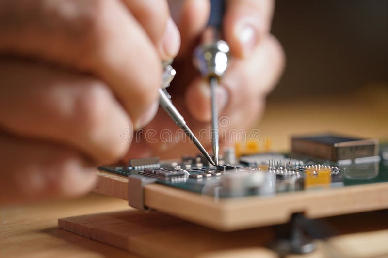 Repair Tools Components Stock Illustrations – 3,652 Repair Tools Components Stock Illustrations ...