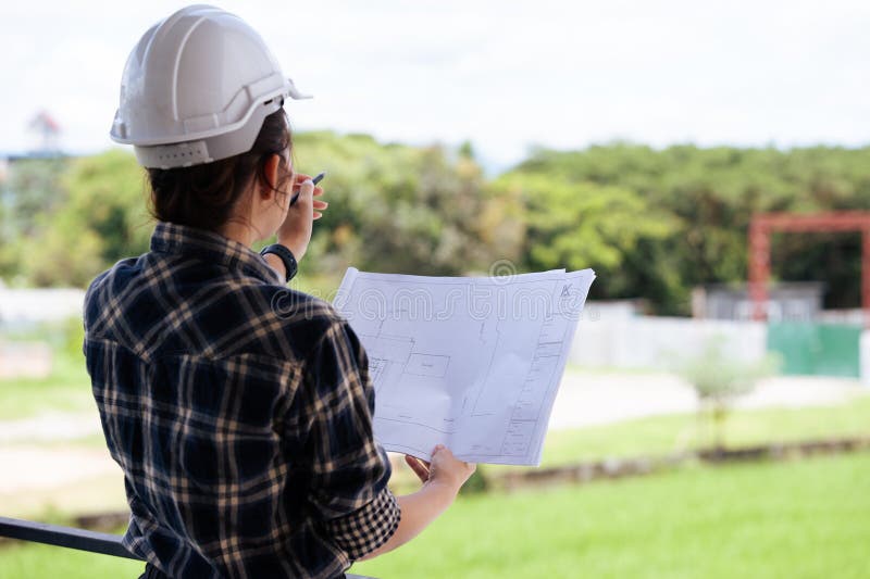 Professional Engineer Architect Worker with Blueprints Paper at ...