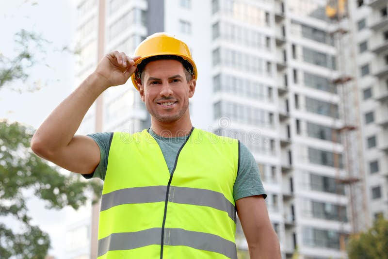 Professional Engineer in Safety Equipment at Construction Site Stock ...