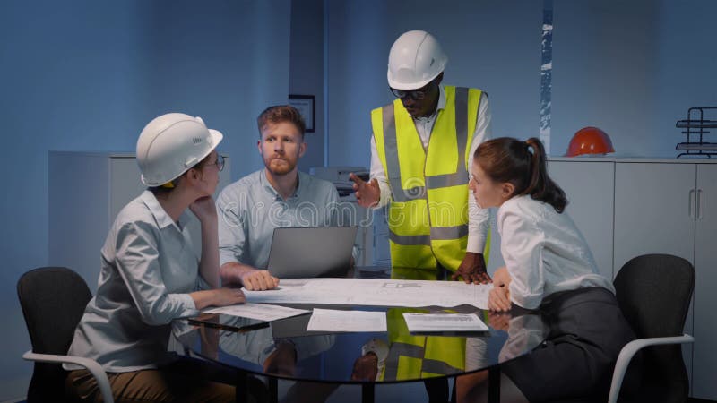 Professional Engineer Team Meeting and Working on Project at Modern ...