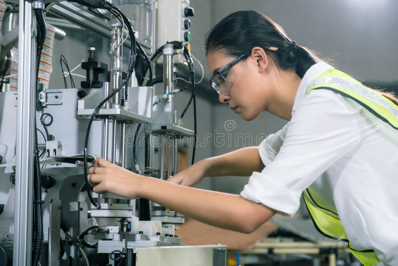 Professional Engineering, Worker,warehouse Workshop for Factory ...