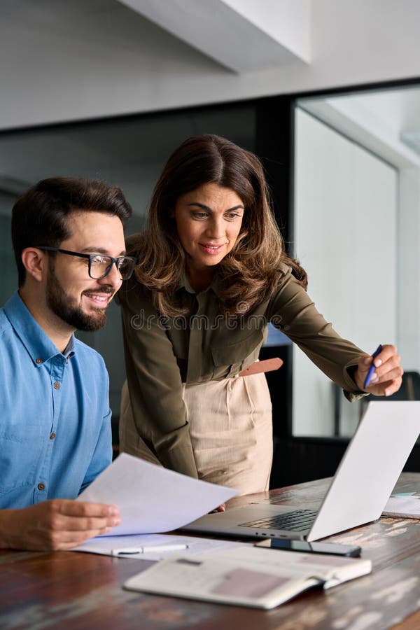 494 Happy Boss Helping Employee Stock Photos - Free & Royalty-Free ...