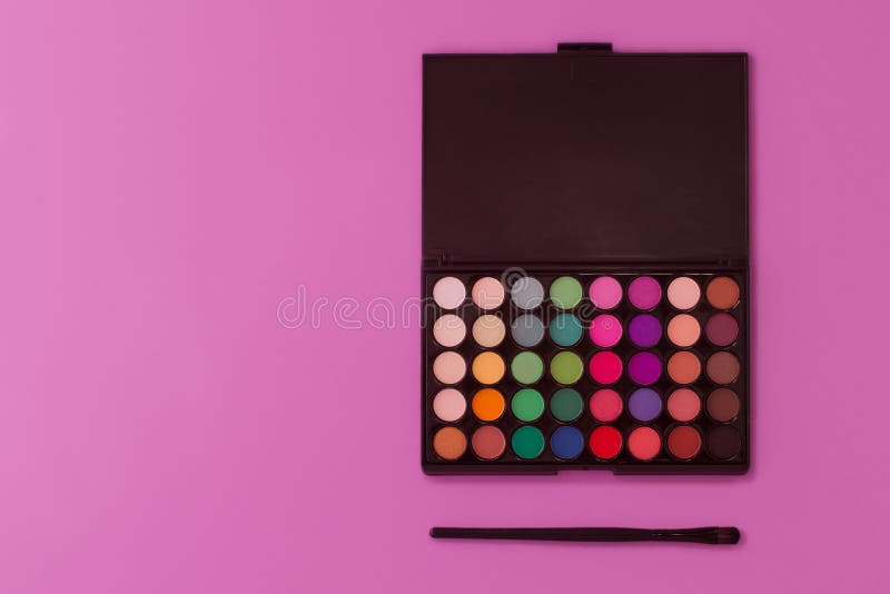 Professional Multi-colored Eye Shadow Palette on a Light Purple ...