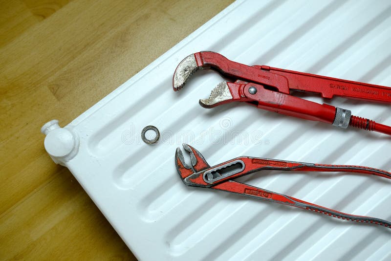 Professional Plumbing Tools for Plumbing Work, Gas, Pipe, Wrench and ...