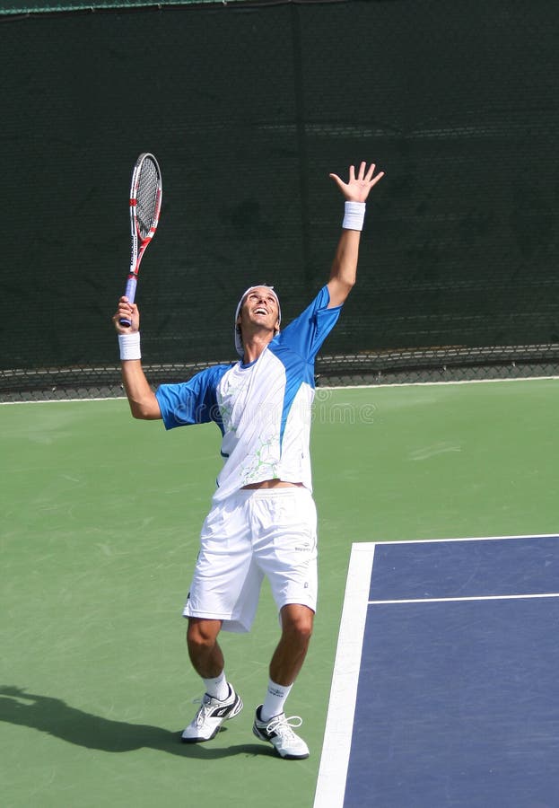 Awe-Inspiring Examples Of Tips About How To Be A Professional Tennis ...