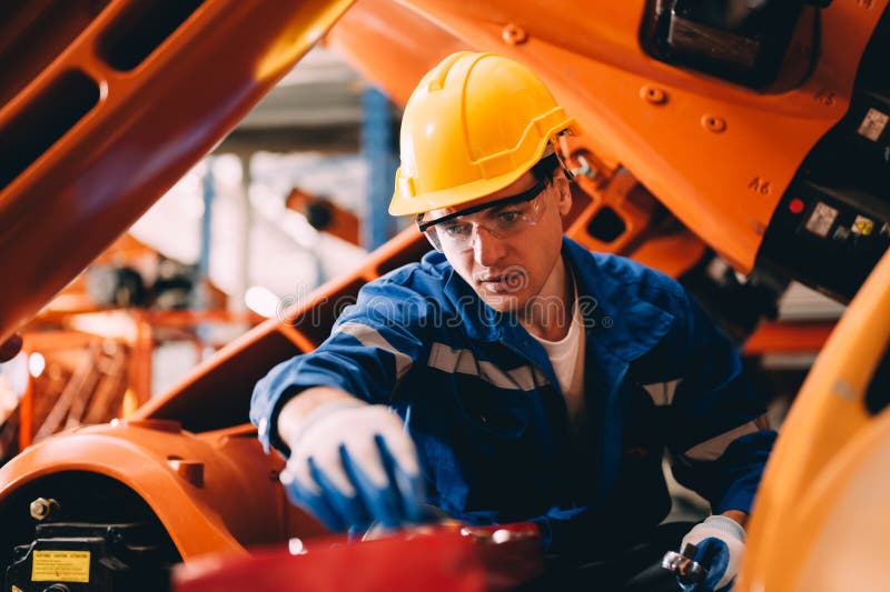 Professional Worker Maintenance Machine Robotic Arms Industrial ...