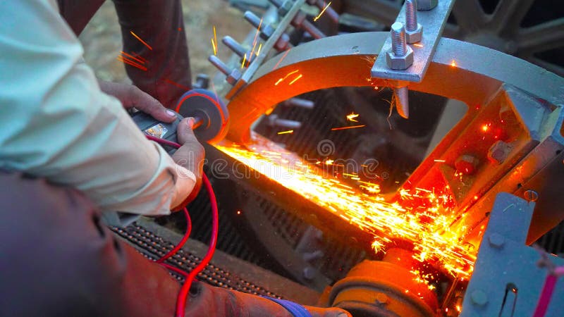 Professional Worker Repair Agriculture Cutter Machine Part with Angle ...