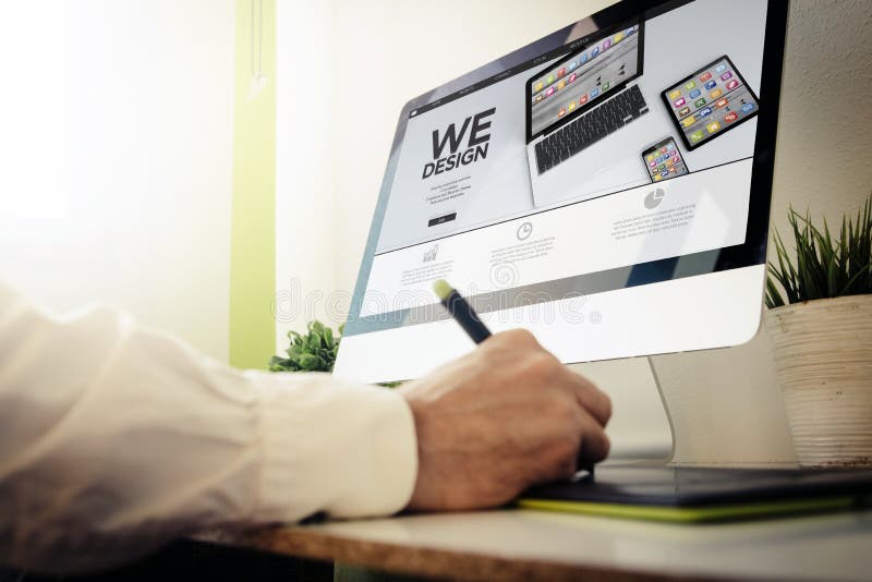 Programador Web Que Projeta O Wedesign Foto de Stock - Imagem de ...