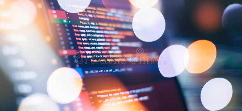 Programmazione Dati Computer in Esecuzione. Codifica Testo Script Sullo ...