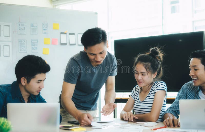 Programmer and Web Designer, UX UI Meeting for Planing Mobile Ap Stock ...