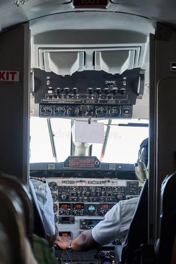 Proitrat View of Cockpit of Beechcraft 1900D in Flight from Passanger ...