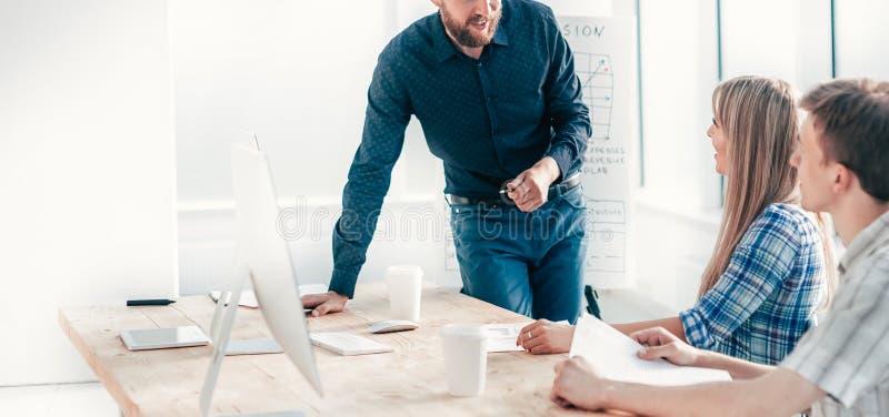Project Manager Explaining To the Team His Ideas Stock Photo - Image of ...