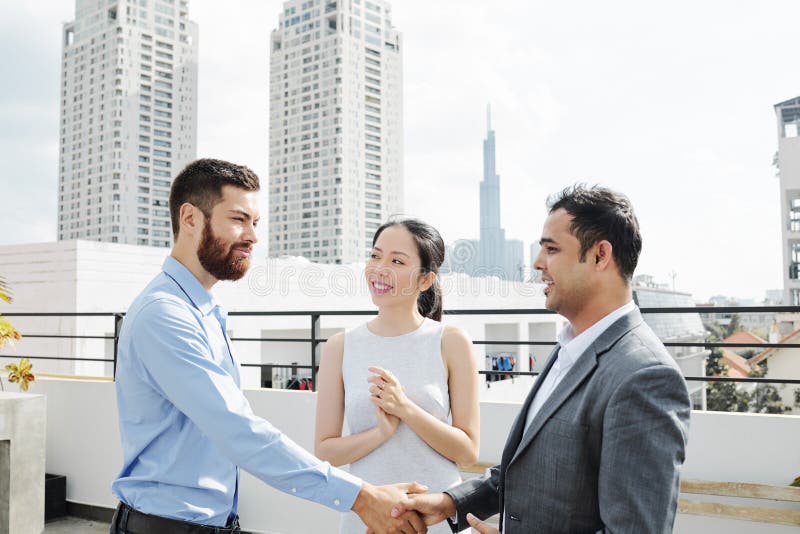 Project Manager and Investor Shaking Hands Stock Photo - Image of ...