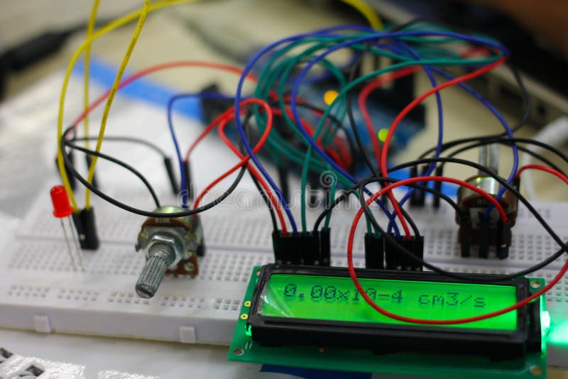 Projeto Arduino Feito Com O Módulo Servo E Joytick Projeto De Jogo De Labirinto De Arduino Que