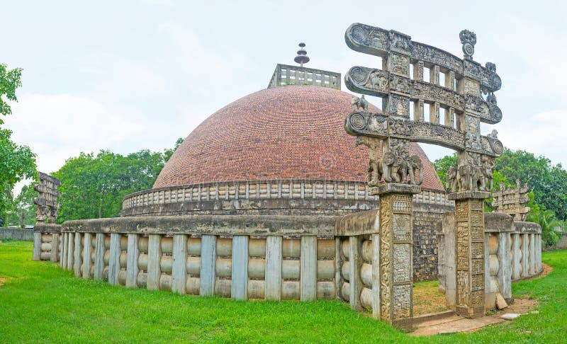Porte Ou Toran Dwar De Grand Stupa Sanchi Image stock - Image du ...
