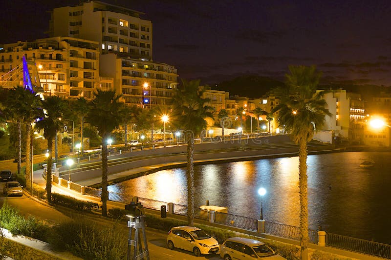 Promenade De Bugibba Et De Qawra, Malte Image stock éditorial - Image ...