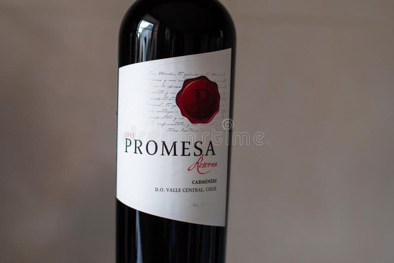 Promesa Reserva - Chille Wine Bottle Editorial Photo - Image of cold ...