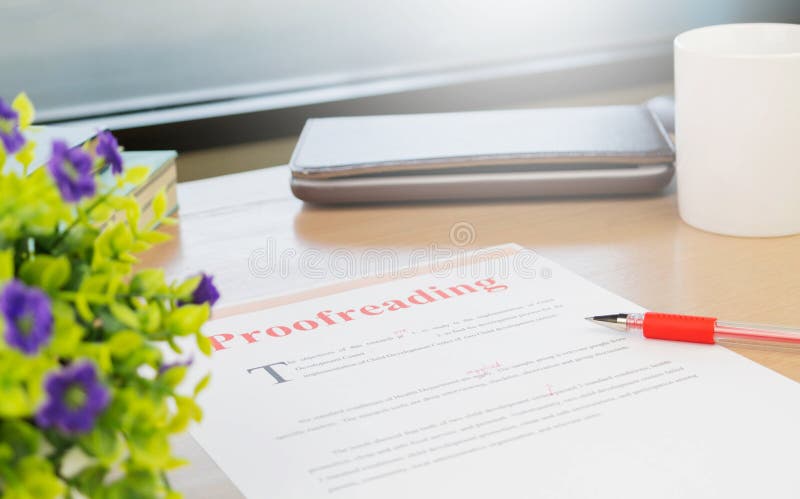 Proofreading Paper on Table Stock Image - Image of proof, check: 114894507
