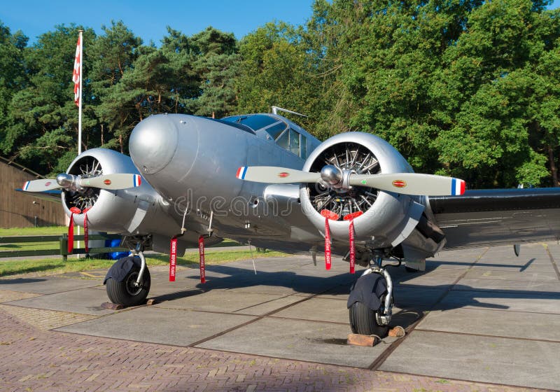 Propeller plane editorial stock image. Image of special - 44575619