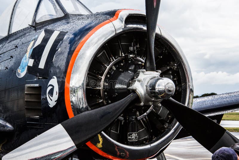 Propeller Plane Engine with Propeller Editorial Stock Photo - Image of ...