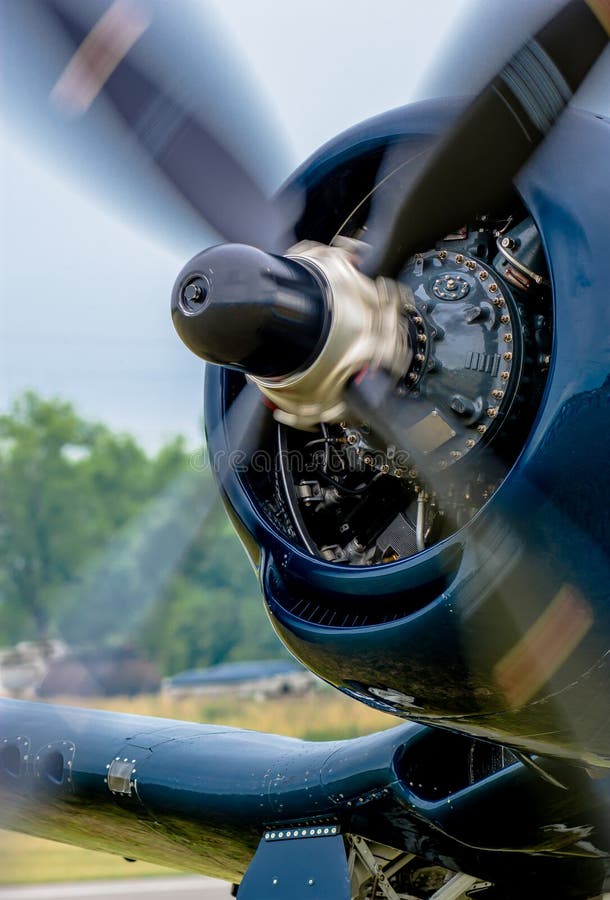 Propeller of a Vintage Plane Stock Image - Image of power, movement ...