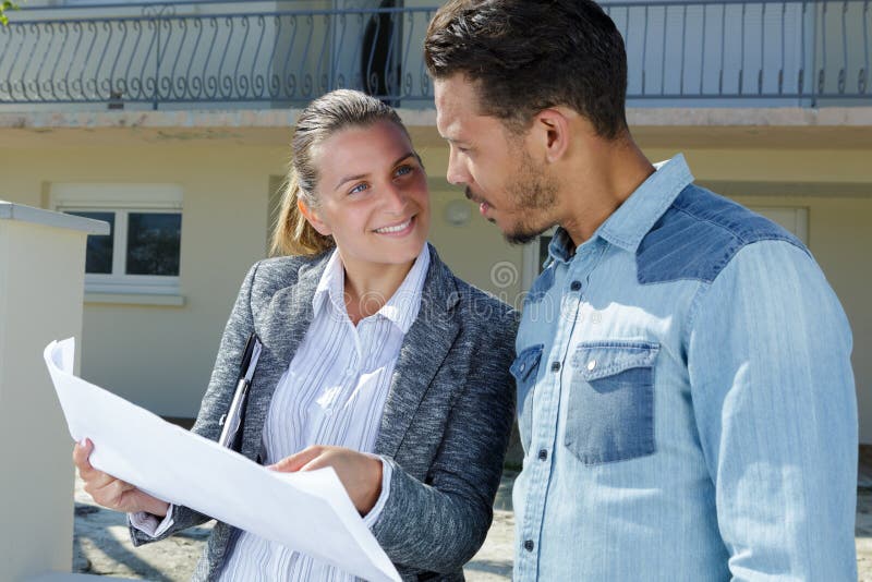 Agent and client stock photo. Image of loan, male, deal - 33240534