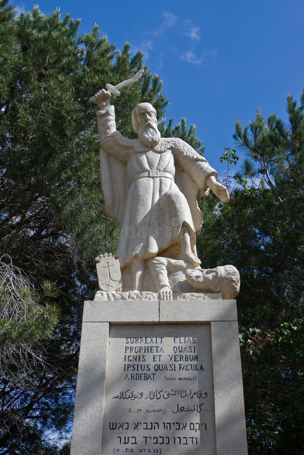 Statue Des Prophets Elija Auf Berg-Karamell, Stockbild - Bild von bibel ...