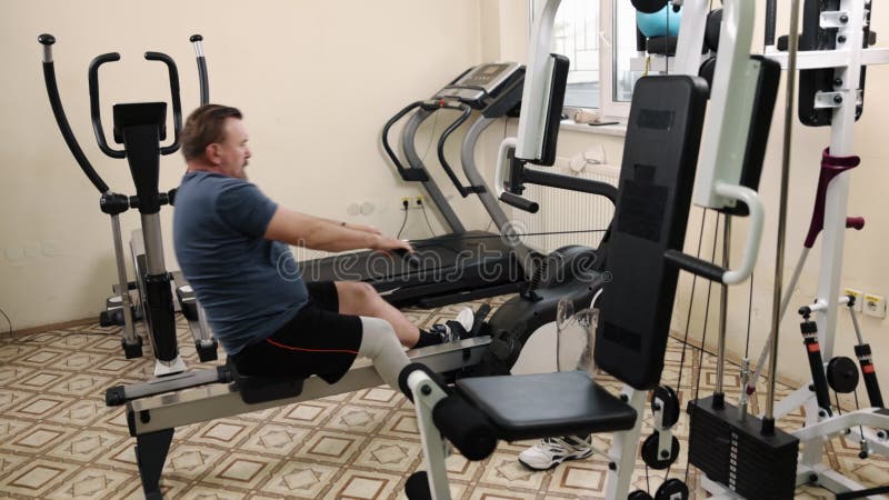 Prosthetic Workout, Gym Rowing, Limb Rowing Stock Footage - Video of ...