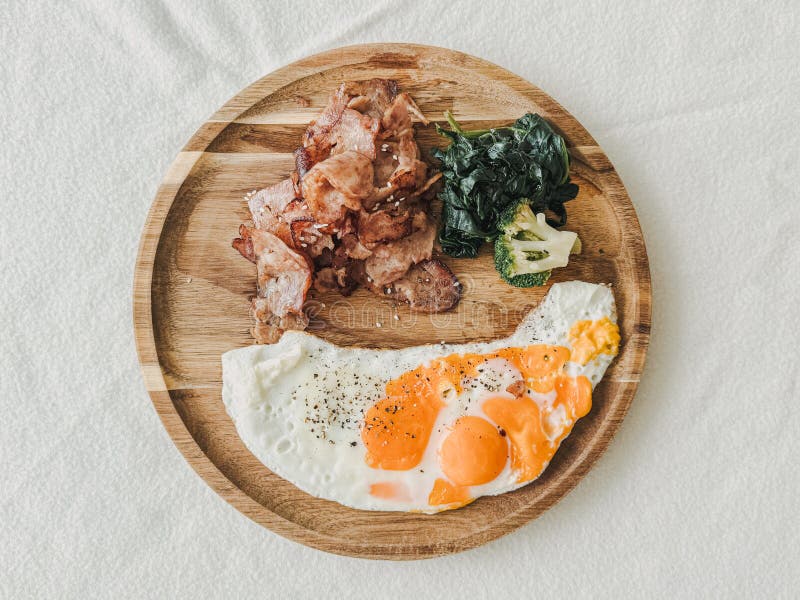 Protein Keto Diet Breakfast Meal of Ham Bacon Spinach and Eggs. Stock ...