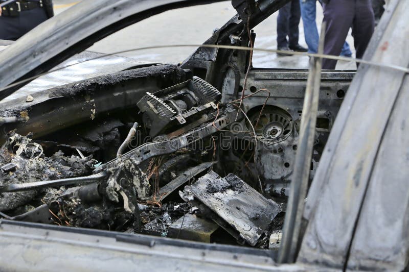 Burned cop car editorial stock photo. Image of search - 184907183