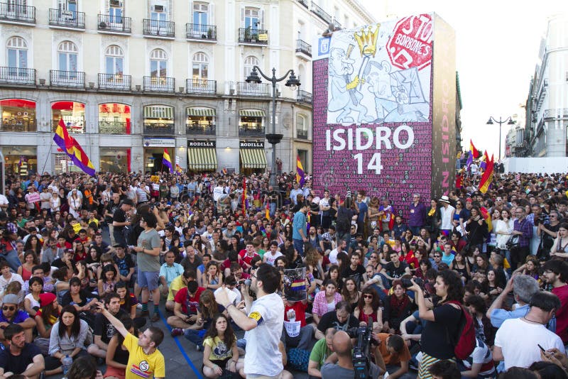 Protests in madrid editorial image. Image of people, streets - 41367265