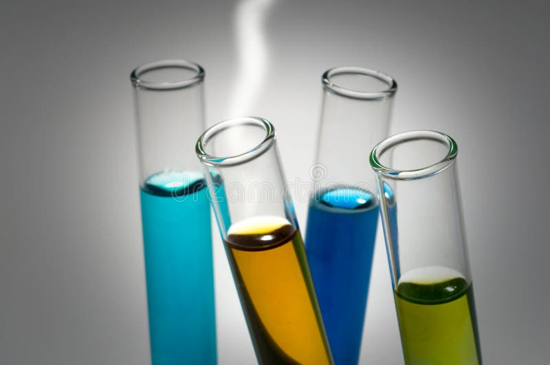 Provette immagine stock. Immagine di farmacia, scientifico - 9985891