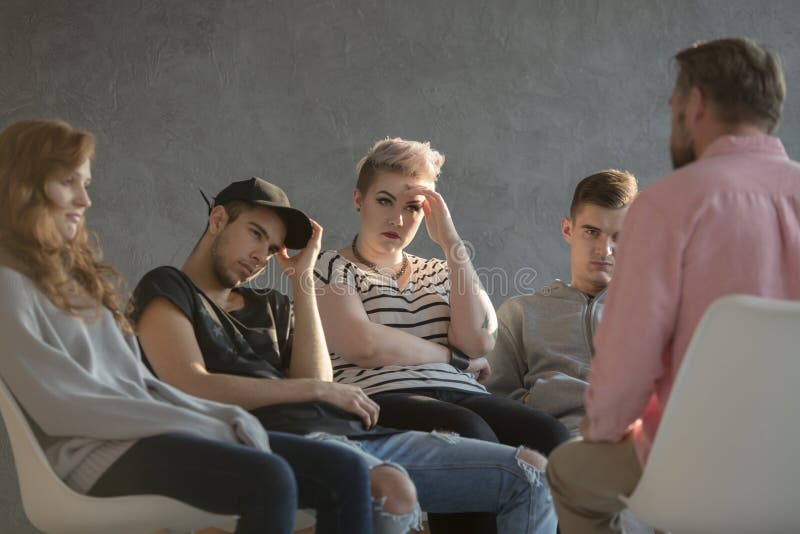 Psicoterapia Para Adolescentes Incomodados Foto de Stock - Imagem de ...