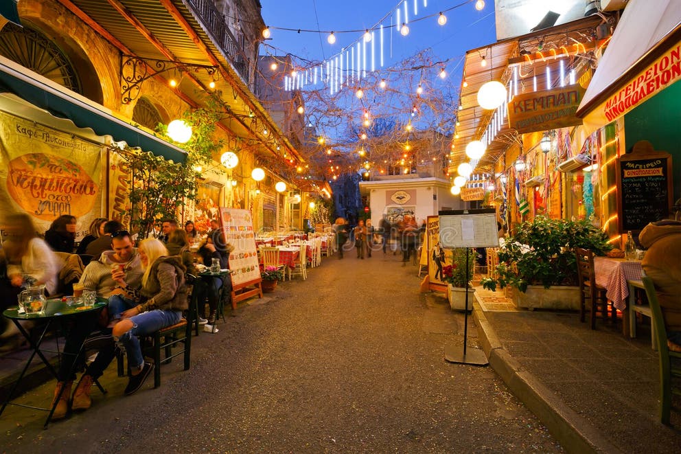 Psirri, Athènes photo éditorial. Image du tourisme, crépuscule - 67462571