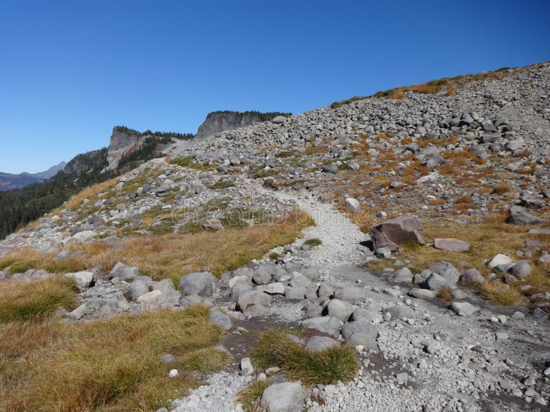 Ptarmigan Ridge Trail in Fall Stock Photo - Image of alpine, desert ...