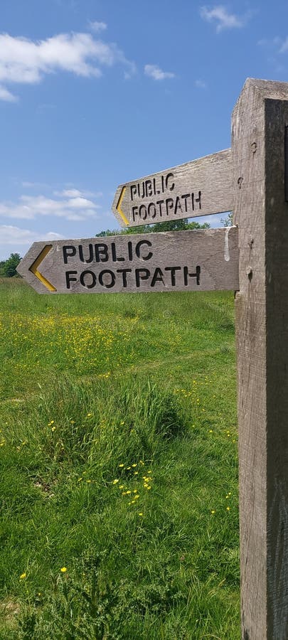 Public Footpath Direction Sign in Field. Stock Photo - Image of signage ...