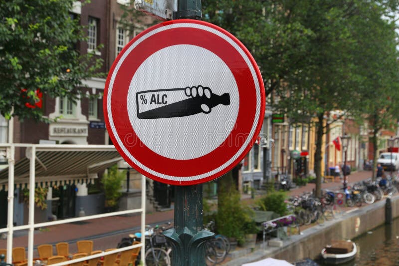 Public Space Alcohol Drinking Forbidden Sign Stock Photos - Free ...