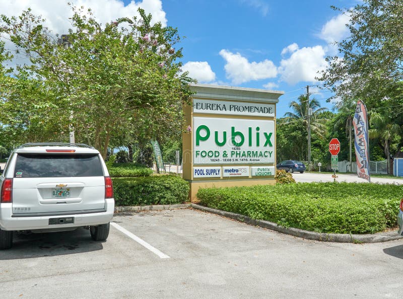 Publix Logo Stock Photos - Free & Royalty-Free Stock Photos from Dreamstime