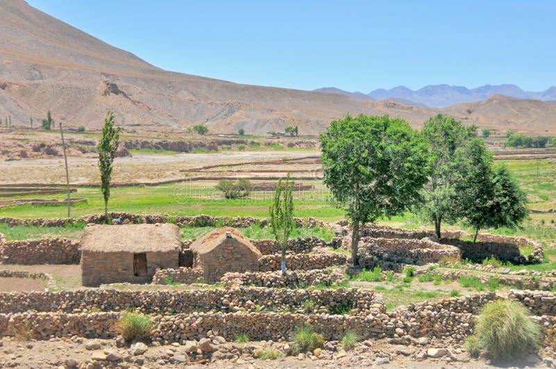 Pueblos del sur de bolivia imagen de archivo. Imagen de estepa - 345873965