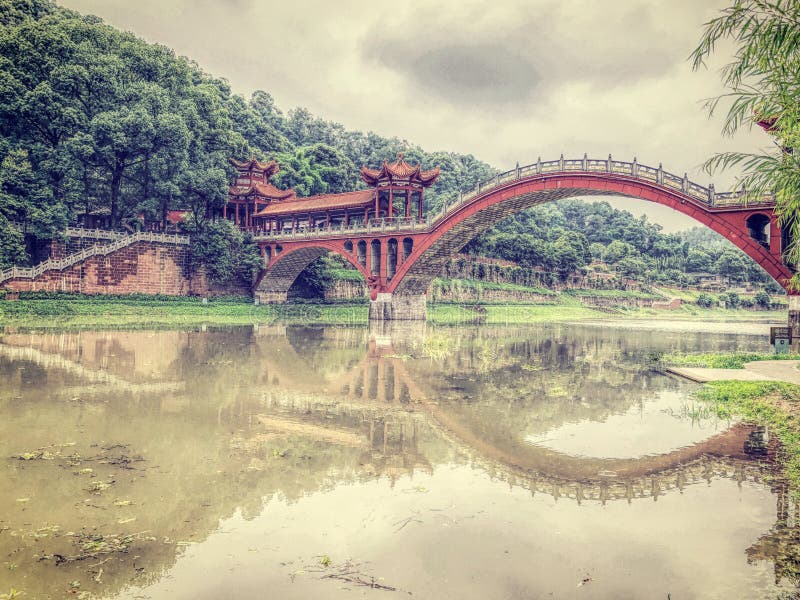 Puente Haoshang Río Mahao Leshan China Foto de archivo - Imagen de ...