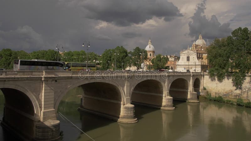 Puente De Ponte Cavour En Roma, Italia Metrajes - Vídeo de tiro, puente ...